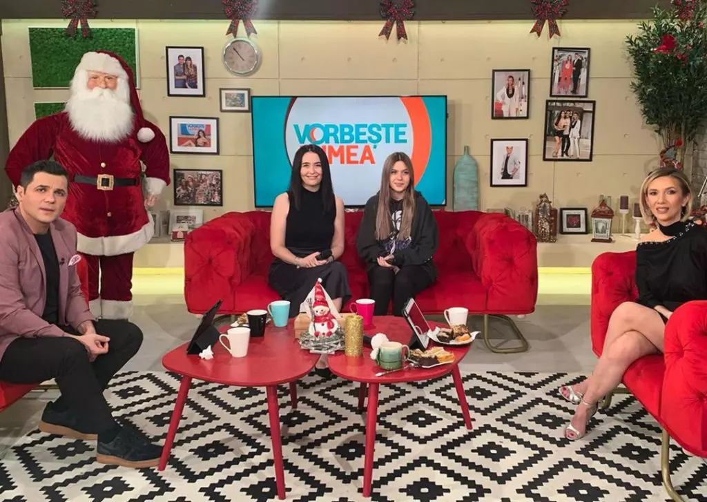 Amalia Năstase, fiica ei Alessia, Adela Popescu și Cove - Unica.ro