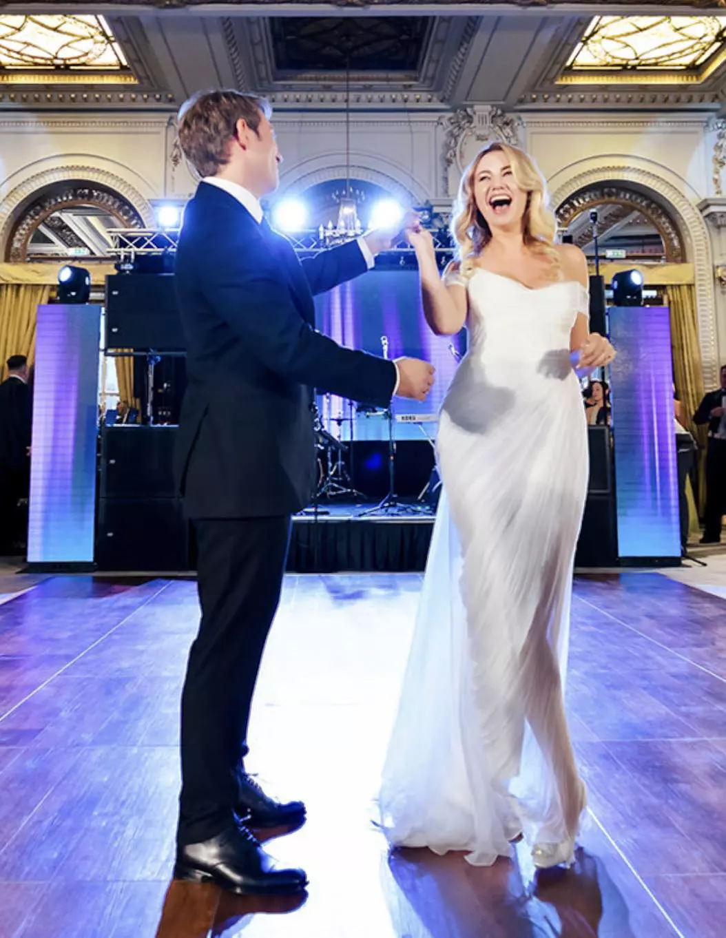 Gabriela Firea a fost soacră mare în weekend. Prietena ei, Mirela Vaida ...