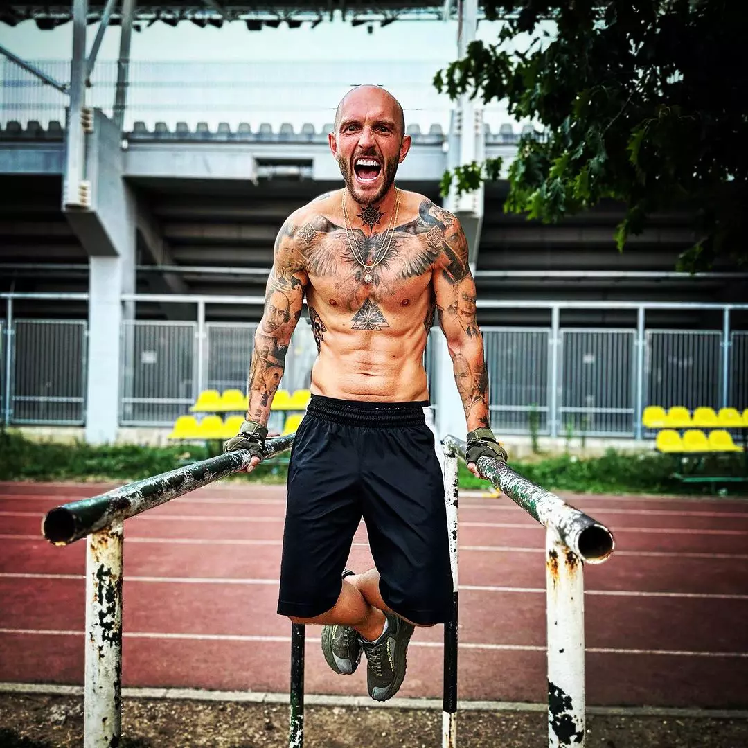 Delia Matache și Cosmin Natanticu joacă rolul pețitoarelor pentru ...