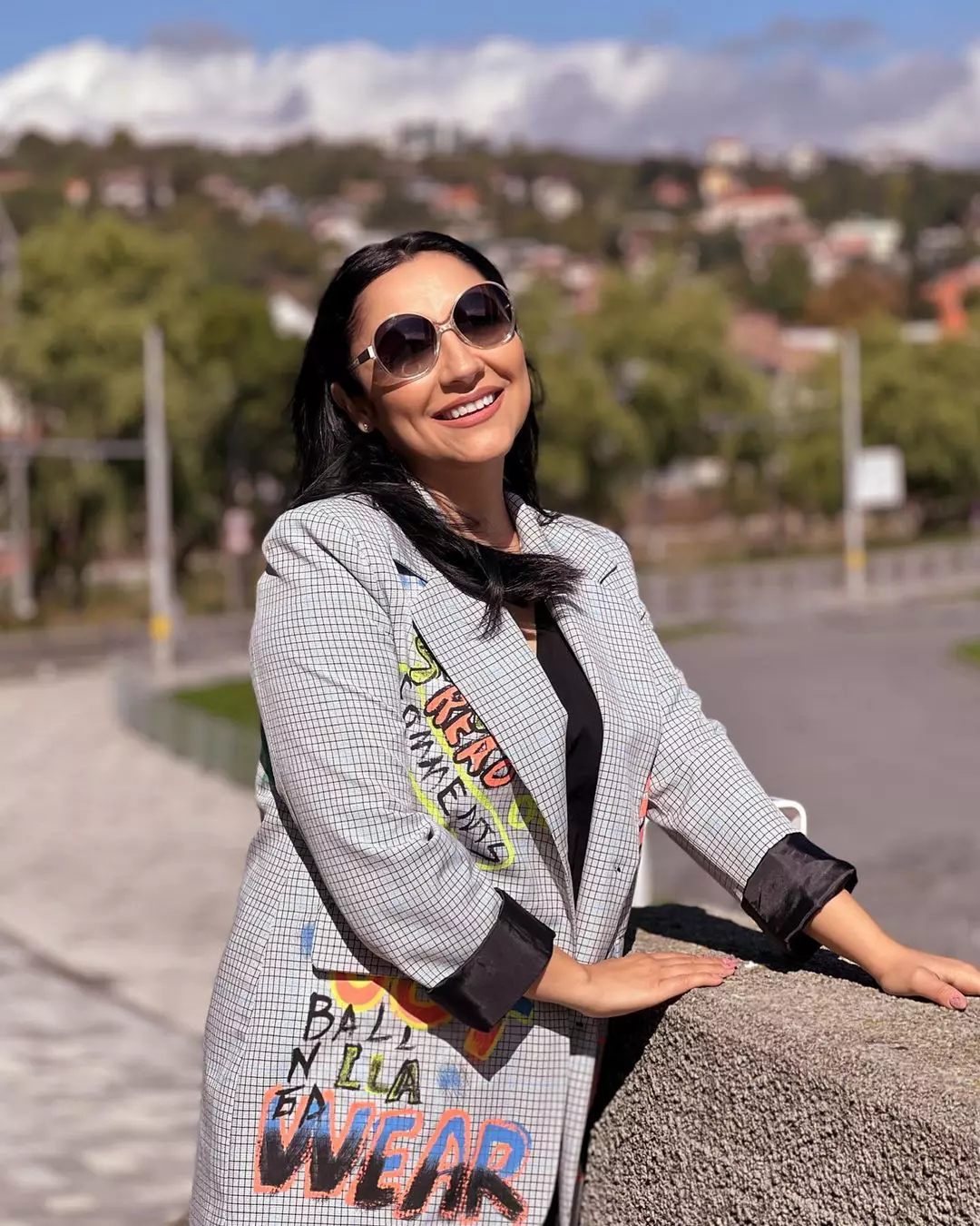 De ce nu publică Andra niciodată imagini cu ea în costum de baie ...