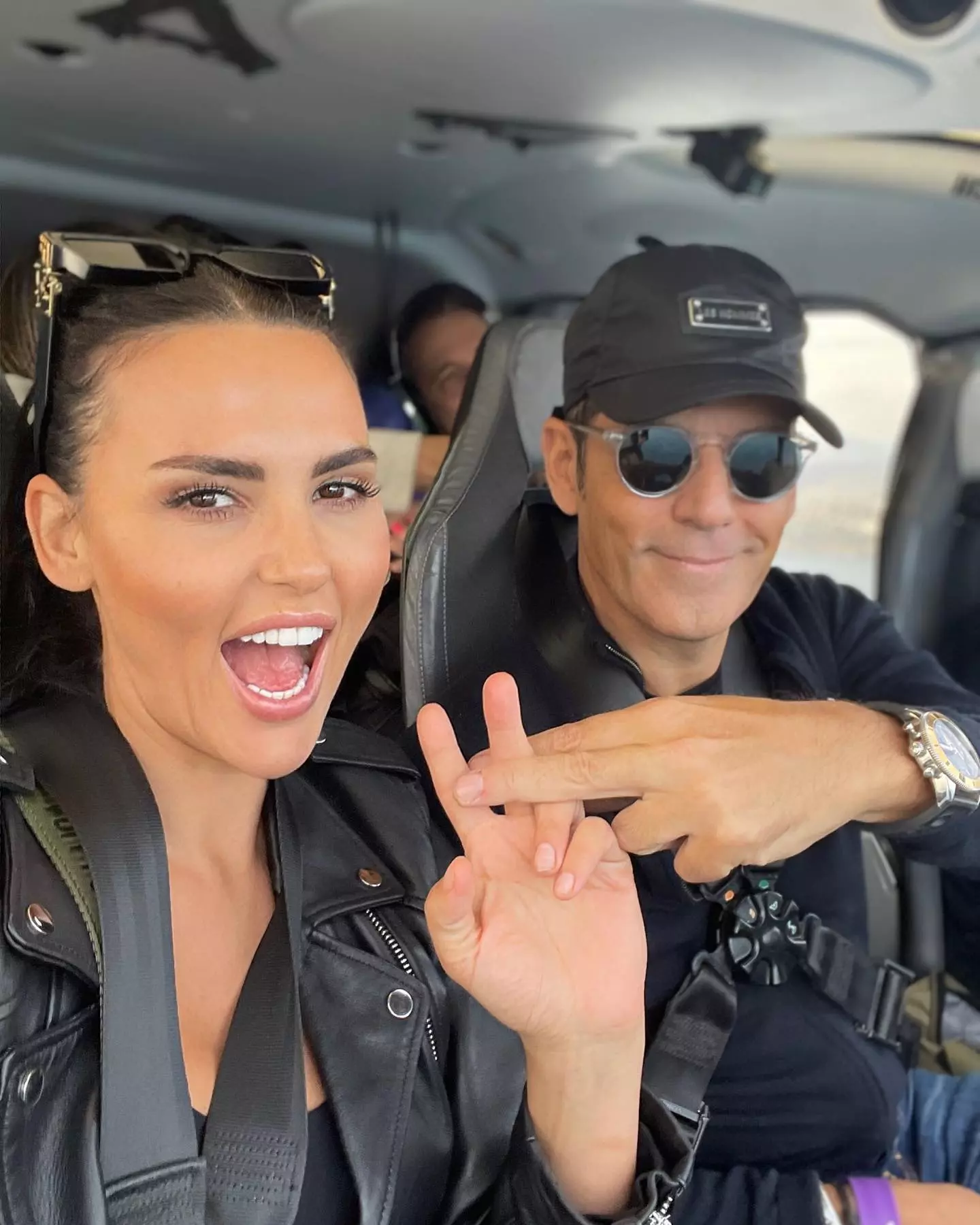 radu stefan banica - Unica.ro