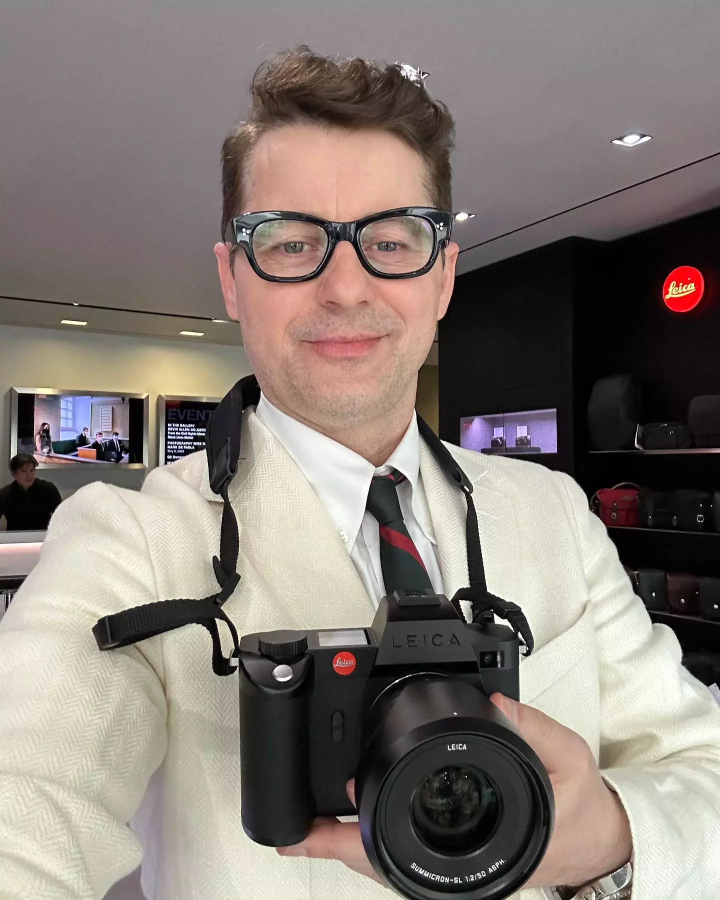 Câți bani face Adrian Sînă la nunțile din India. „Avem mare succes acolo”