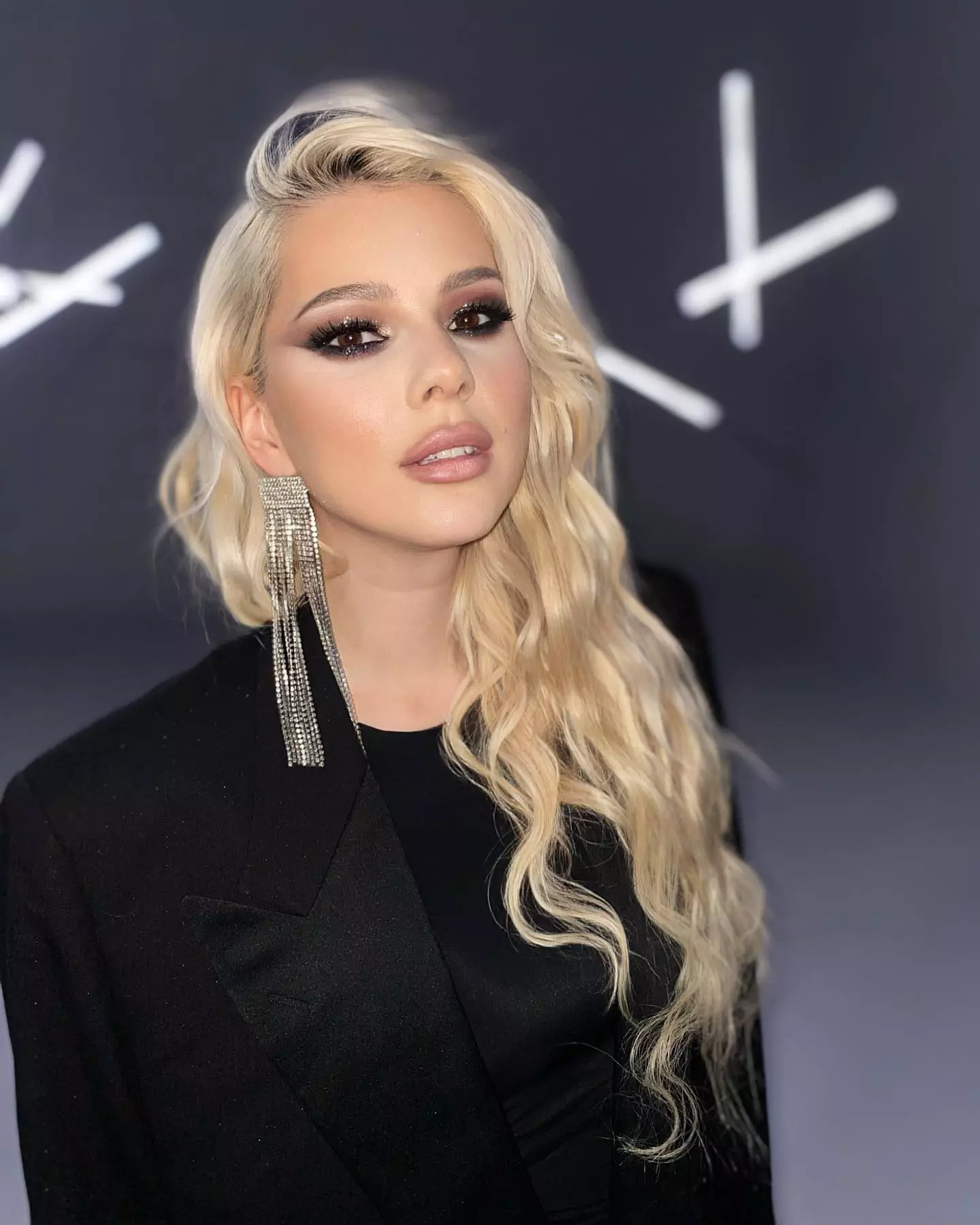 vedeta sandra n - Viva.ro