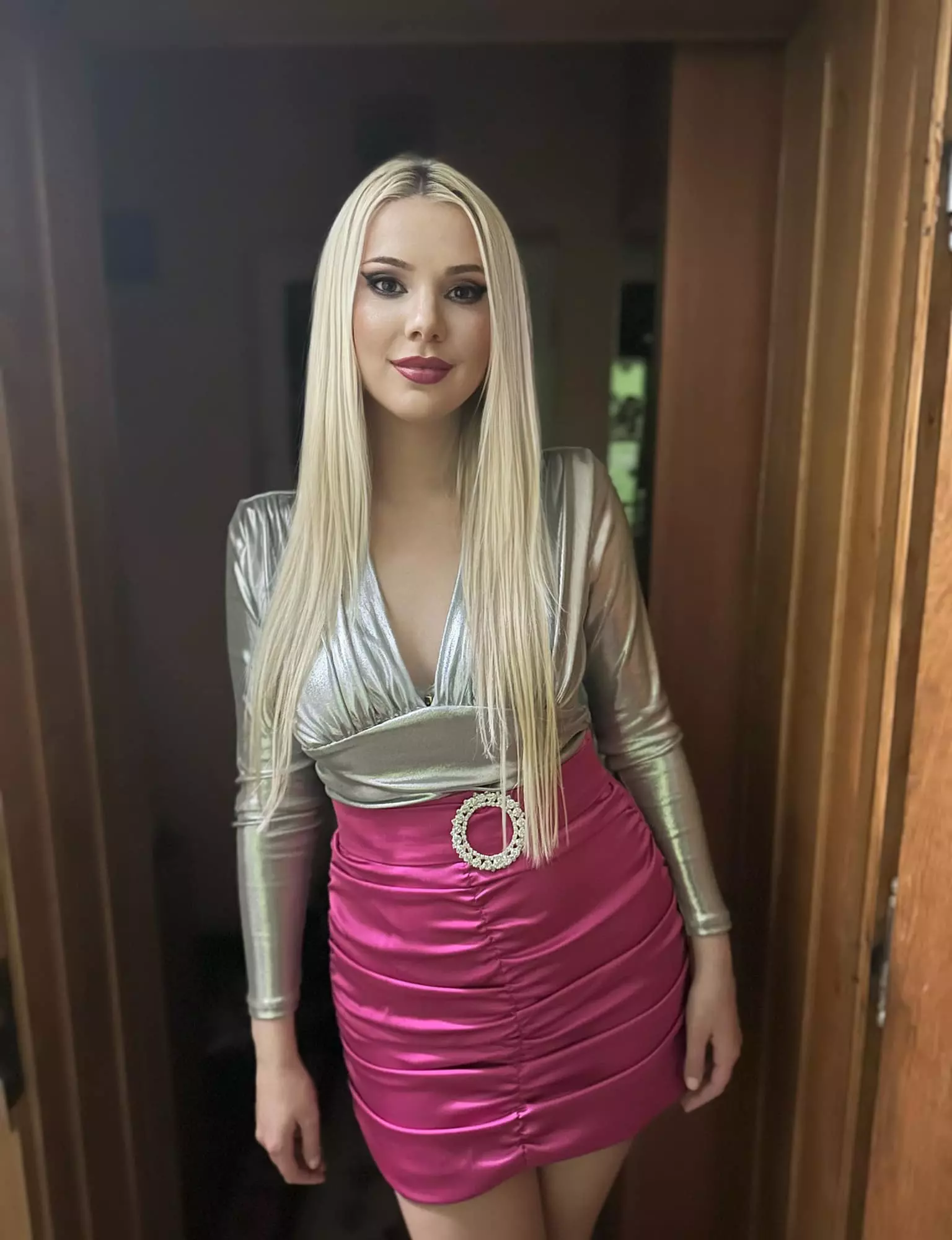 vedeta sandra n - Viva.ro