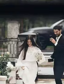 Rochia de mireasă purtată de Theo Rose la nunta cu Anghel Damian a costat 400 de lei: „Nici nu ...