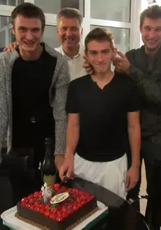 Cum arată fiul cel mare al Gabrielei Firea. Tudor Firea are propria ...