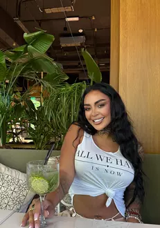 Cum arăta Naba Salem de la Insula iubirii înainte de operațiile ...