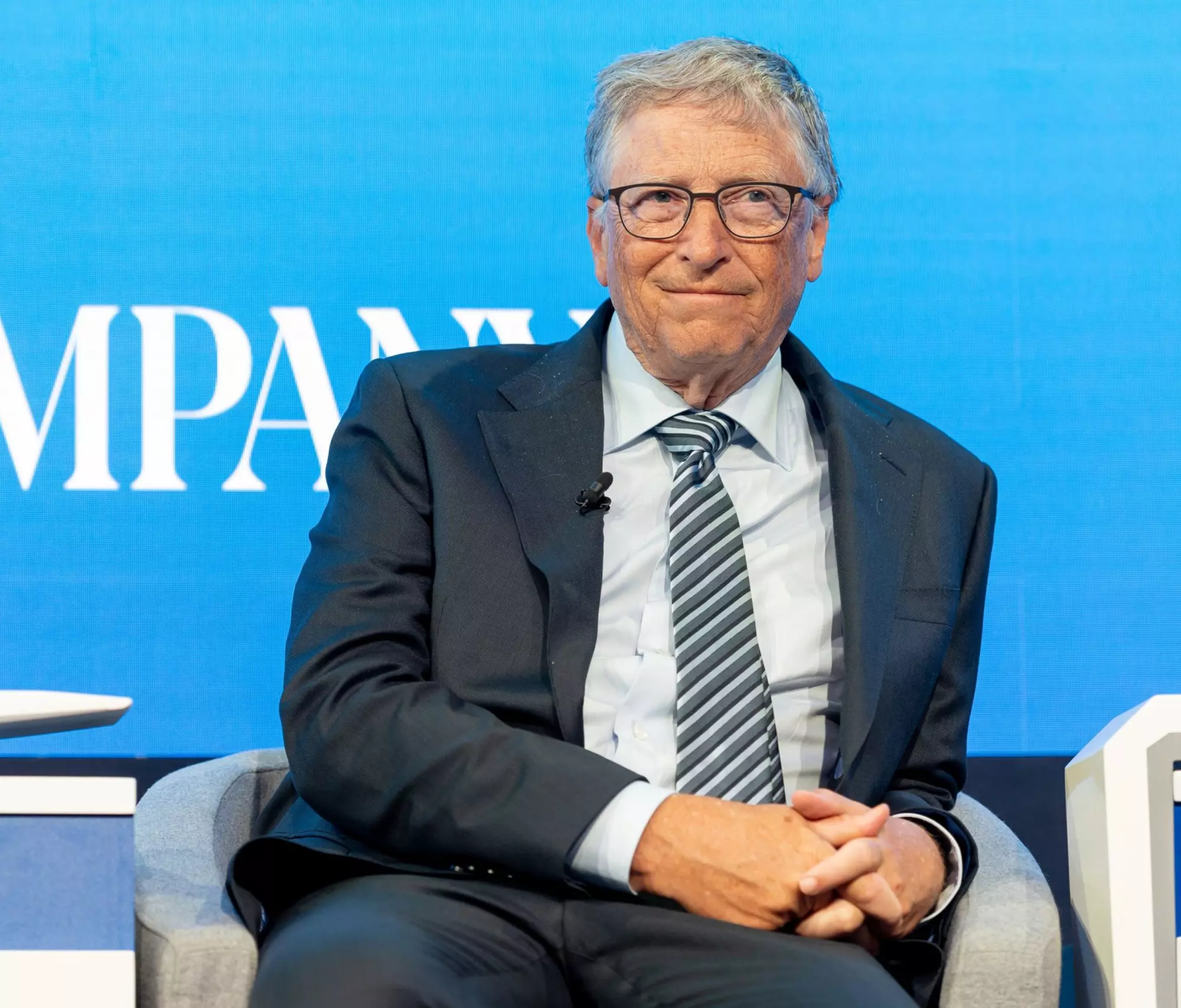 Cine este Phoebe Gates. 5 lucruri interesante despre fiica lui Bill ...