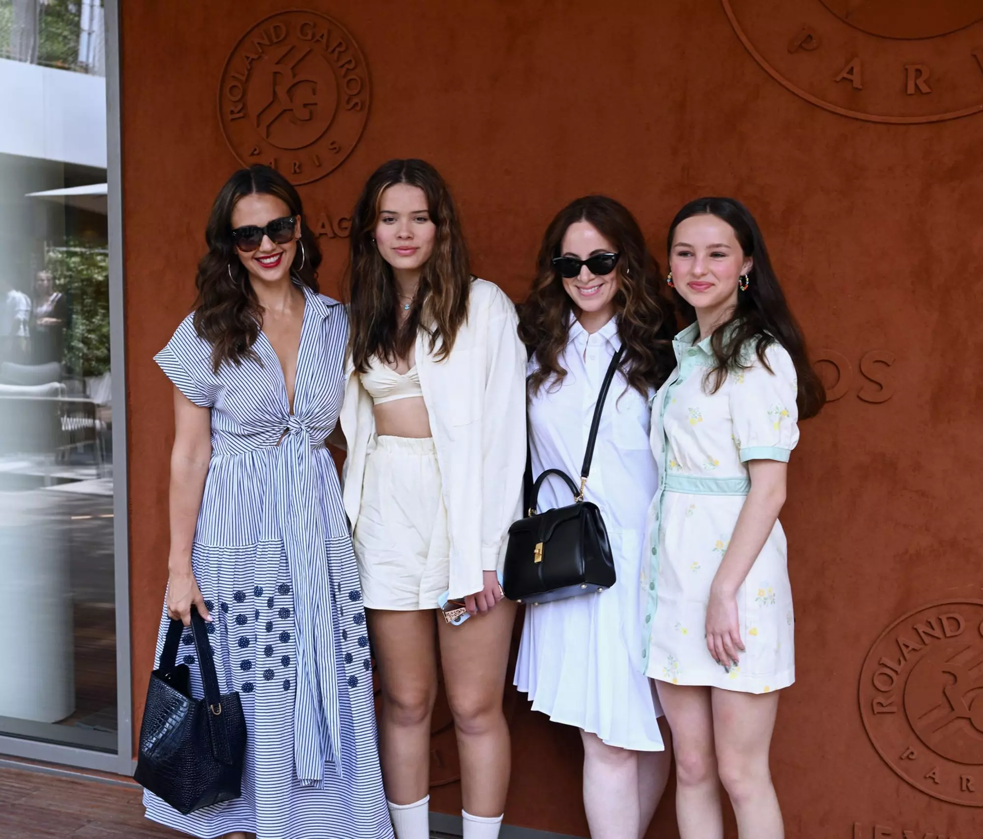 Jessica Alba, apariție rară alături de fiica adolescentă la Roland ...