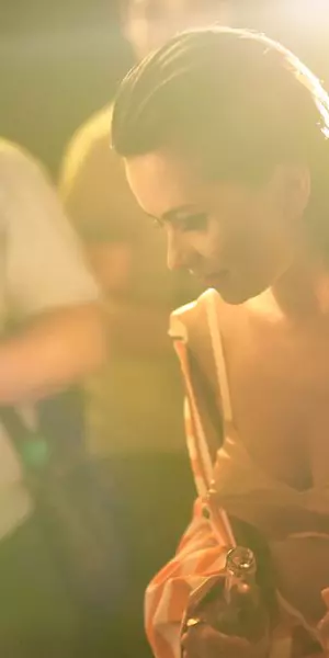 INNA a lansat oficial albumul „YO” | Româneşti, Vedete | Unica.ro