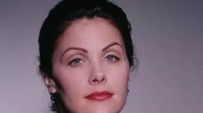 Sherilyn Fenn | Unica.ro
