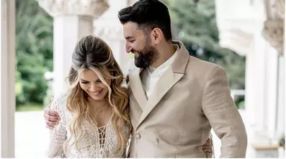 Nunta lui Smiley cu Gina Pistol. Primele imagini cu artistul în costum ...