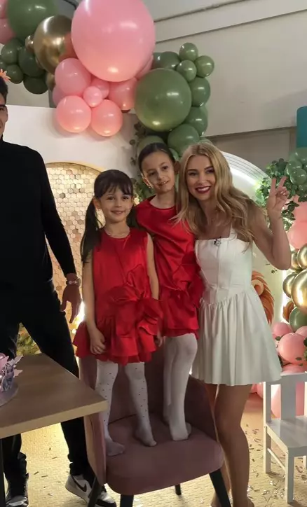 Andreea Bălan, petrecere inedită pentru fiica ei cea mică. Clara a ...