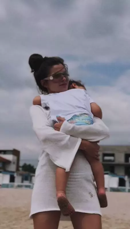 Fiul lui Theo Rose și al lui Anghel Damian a împlinit 2 ani. Ce mesaj a transmis artista pentru ...