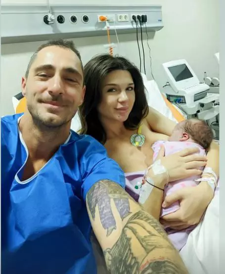 Alice Cavaleru, soția lui Vladimir Drăghia, a născut. Prima imagine cu fetița și ce nume rar au ales