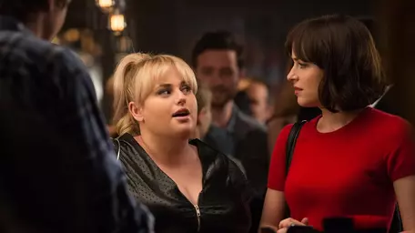 REVISTA ELLE - Cea mai vanduta revista de moda din lume - totul despre ...