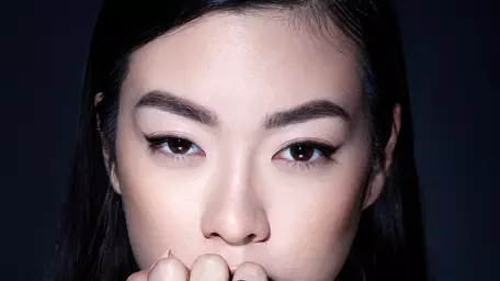 REVISTA ELLE - Cea mai vanduta revista de moda din lume - totul despre ...