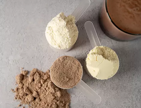 Proteine BIO vs. proteine convenționale: diferențe majore și avantaje