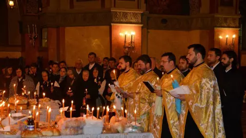 De ce spunem „bogdaproste” atunci când primim pomană? Toți credincioșii ...