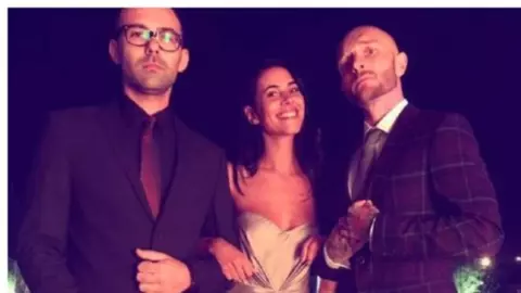 Reacția dură a lui Cătălin Bordea, după ce Livia, fosta lui soție, a fost surprinsă în timp ce ...