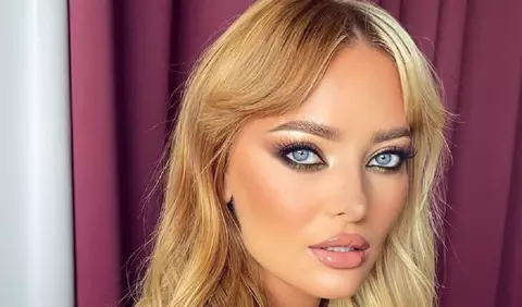 Delia, imagini de colecție din copilărie! Cum arăta vedeta la începutul ...