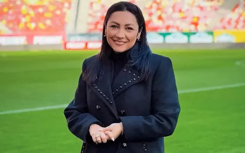 Andra a explicat de ce a avut prompter când a cântat imnul: „Știu toate ...