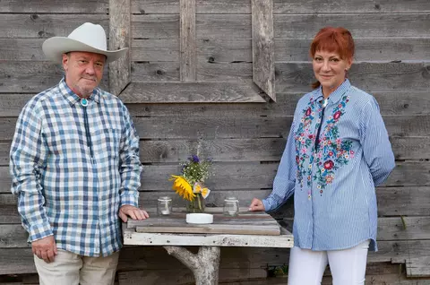 Rețetă papanași cu brânză de vaci și griș. Pufoși și savuroși | Viva.ro