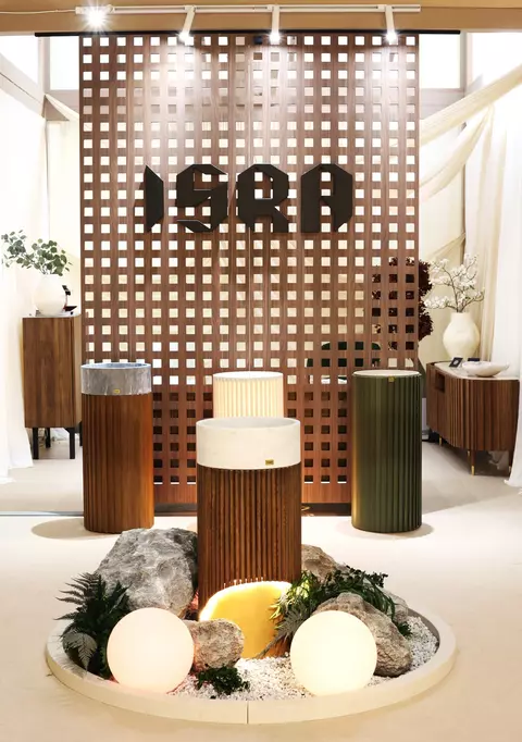 ISRA Design a lansat prima colecție de mobilier "Made in Romania"