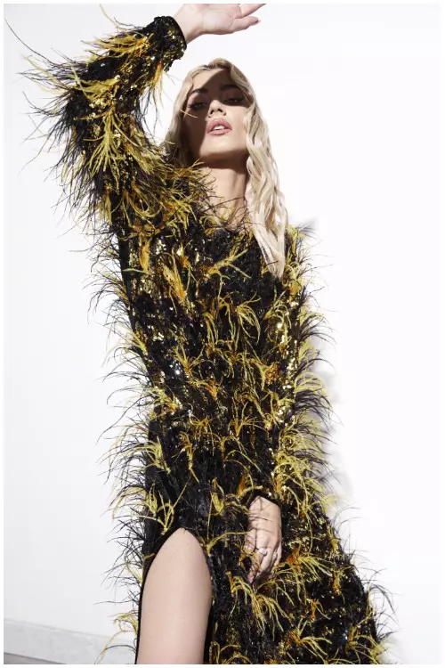 Andia, o artistă plină de sensibilitate și emoție - Elle.ro