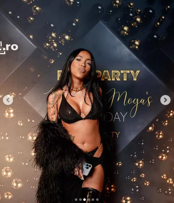 Ruby, criticată pentru că a apărut în lenjerie intimă la o petrecere