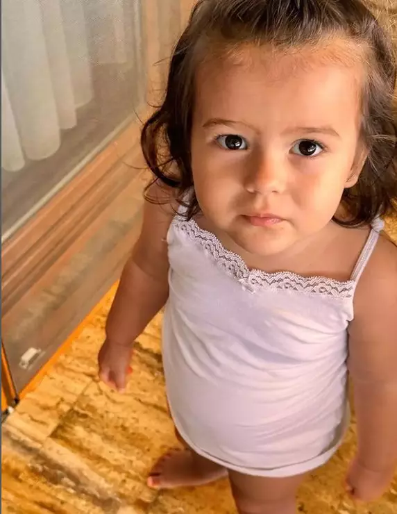 Stiri Directe - Mezina lui Codin Maticiuc și a Anei Pandeli a împlinit ...