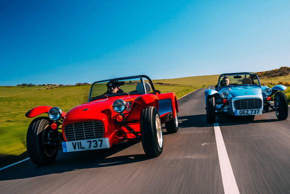 Caterham Super Seven 1600 - inspirație retro