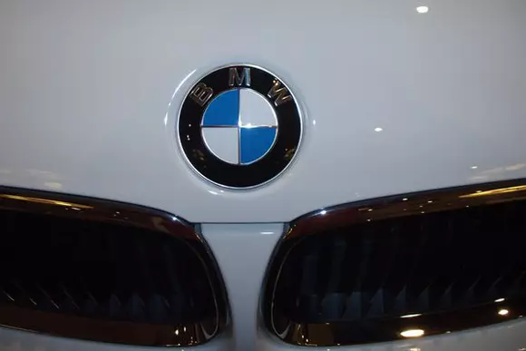 Ce culoare preferă românii când vine vorba de mașini noi? | auto-bild.ro