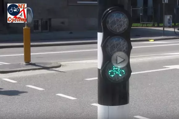 Cam așa arată și lucrează un sistem de semafoare inteligente | auto-bild.ro