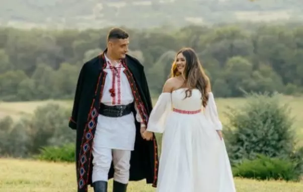 Cu câți bani au rămas George Simion și Ilinca Munteanu, după nuntă. Ce ...