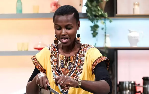 Cine este Diane Roman Inamahoro de la Chefi la Cuțite. S-a născut în ...