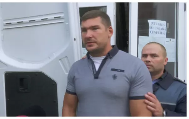 Ce avere are Călin Donca, la 38 de ani. Locuiește într-o casă de 1 ...