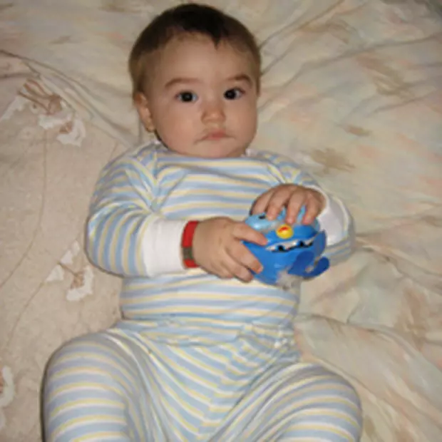 Alexandru si Anca - REVISTA BABY: Pentru părinti și copii