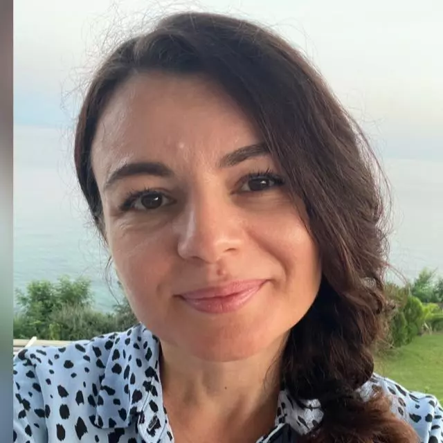 Mihai Găinușă Are Toate Motivele Să Fie Un Tată Mândru Cu Ce Se Ocupă Eva Fiica Sa De 18 Ani