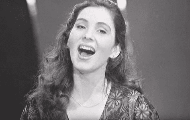 Daniela Vlădescu - Avantaje.ro - De 20 de ani pretuieste femei ca tine