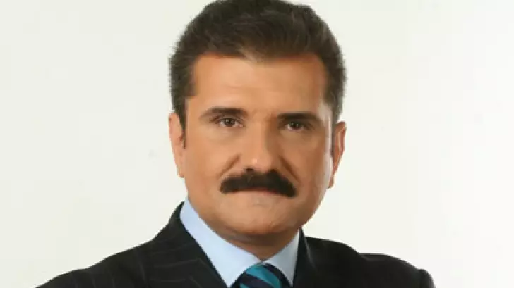 Cum arată și cu ce se ocupă Radu Coșarcă, fostul prezentator de la ...