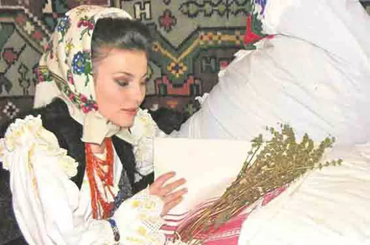 Când se pune busuioc sub pernă de Bobotează și ce semnificație are ...