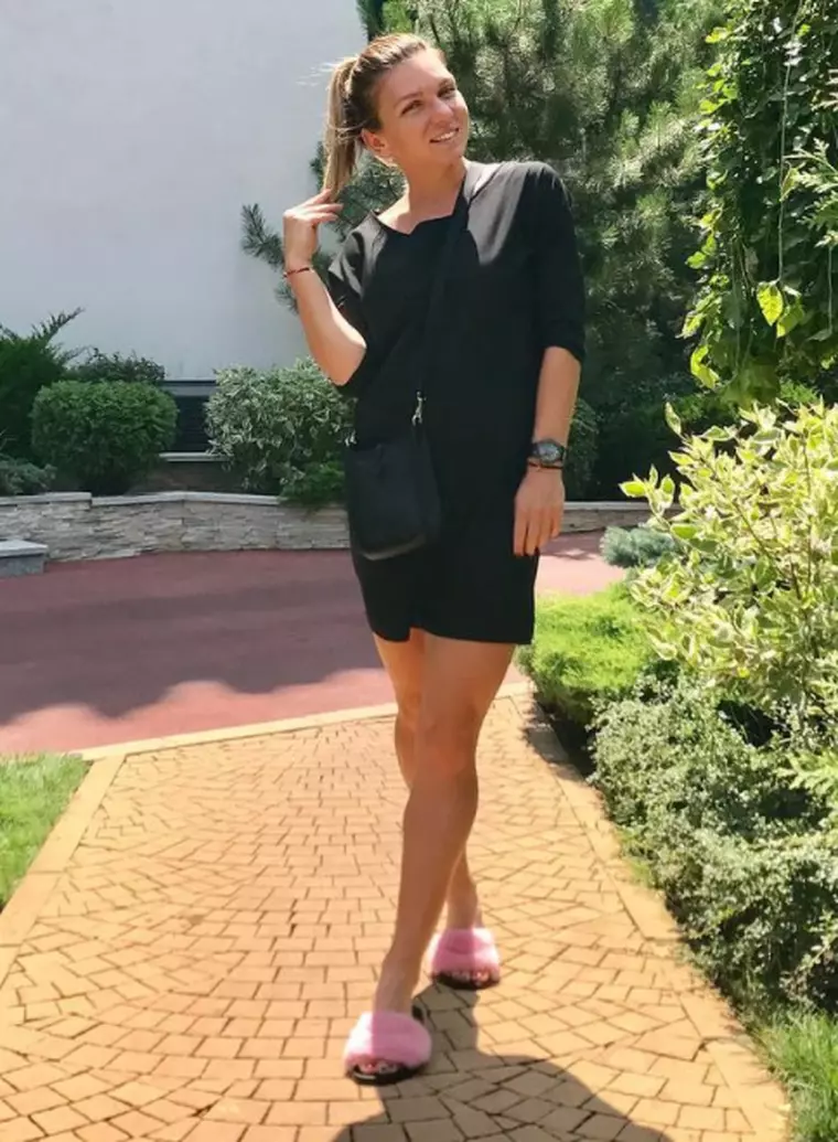 Simona Halep, criticată pentru alegerile vestimentare | Unica.ro