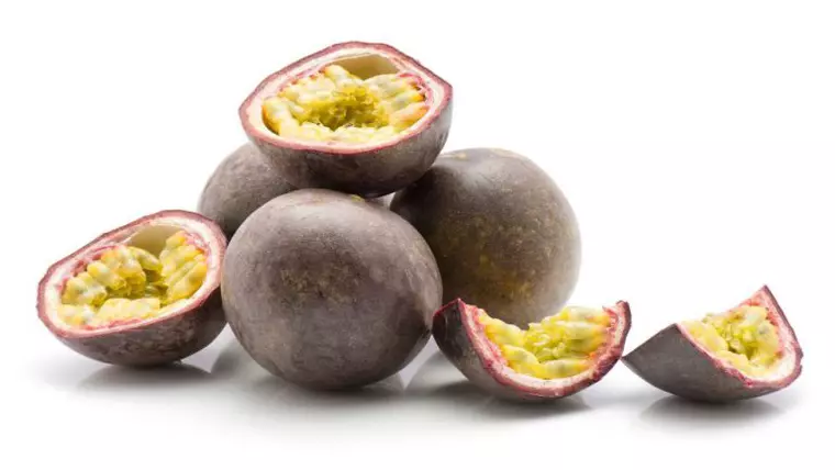 Fructul pasiunii – proprietăți și beneficii pentru sănătate. Cum se ...