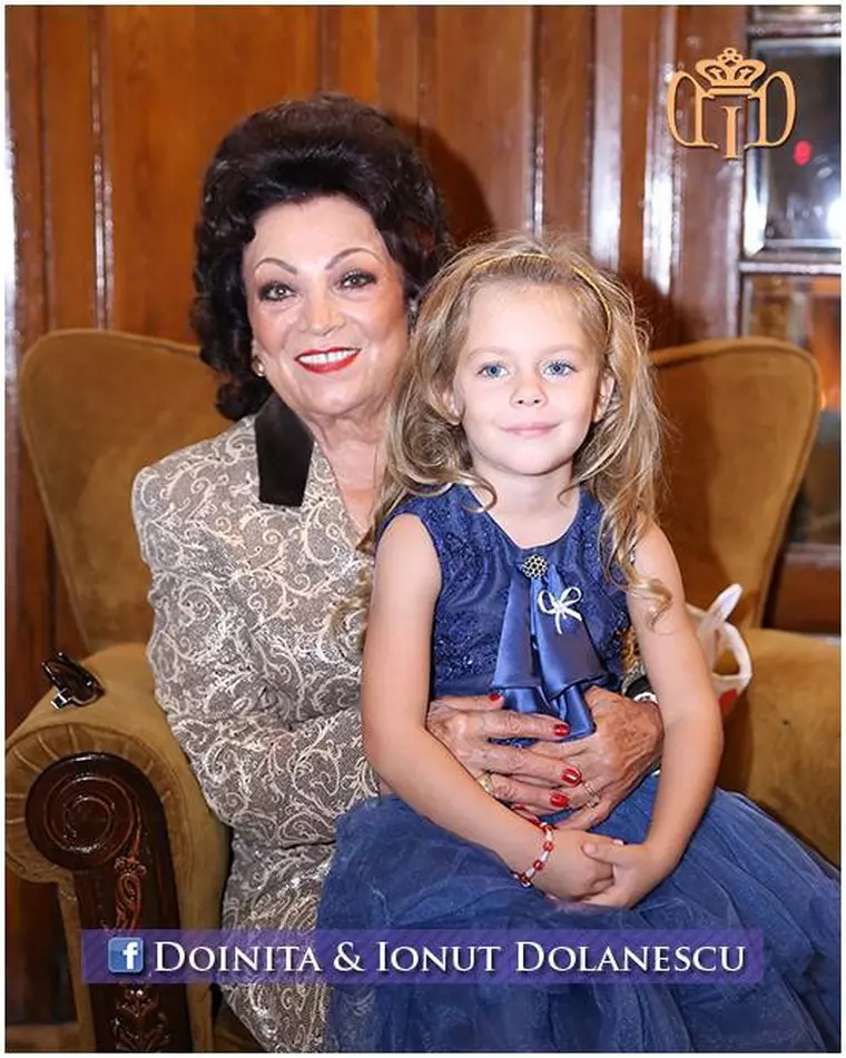 Cum arată nepoata Mariei Ciobanu. Micuța îi calcă pe urme | Unica.ro