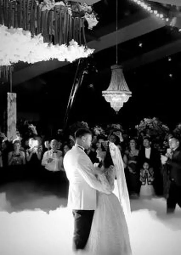 Ce piesă au ales Theodora Becali și soțul ei pentru dansul mirilor ...