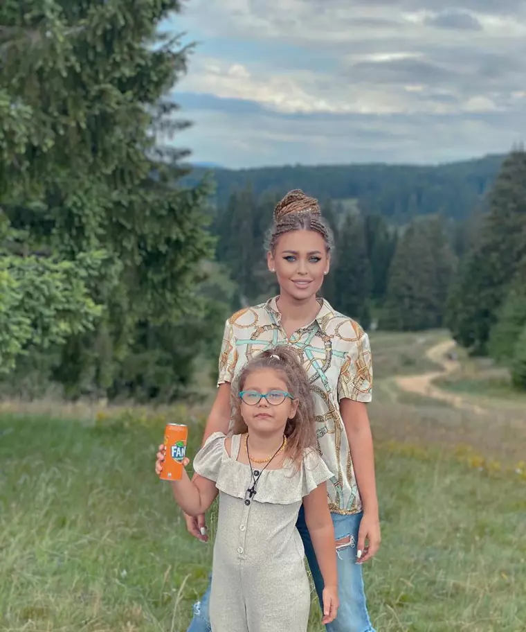 Misha dezvăluie de ce este singură la 5 ani de la divorțul de Connect-R ...