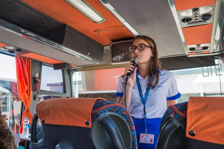 Cum să devii ghid turistic. Abilități, competențe și cursuri | Unica.ro