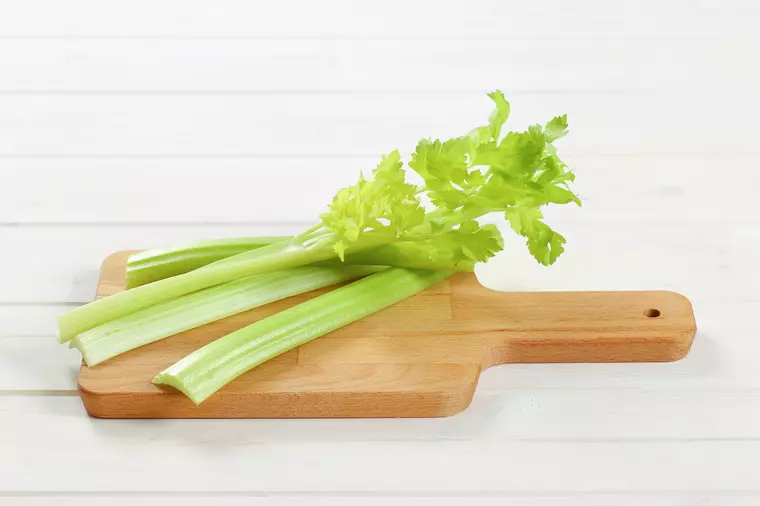 Ce este apio și cum se consumă. Ce beneficii are pentru sănătate ...