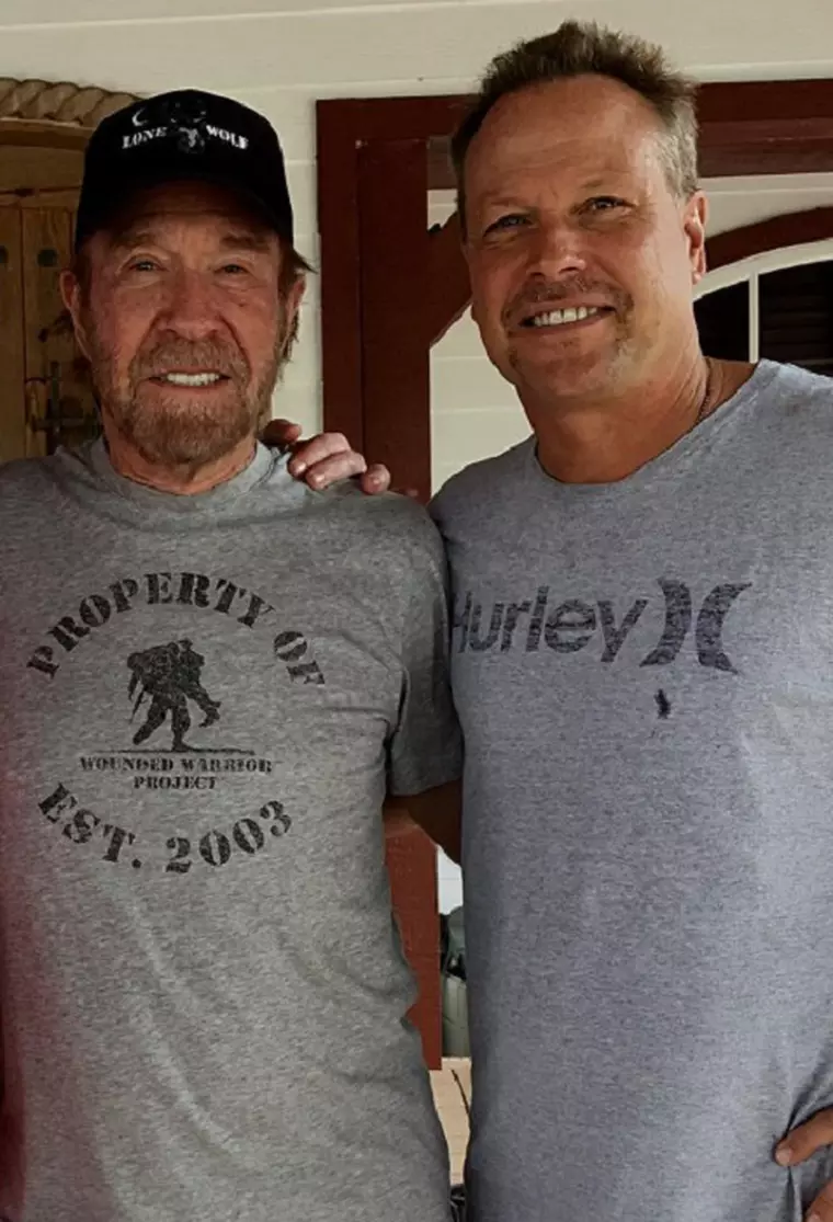 Câți copii are, de fapt, Chuck Norris. Nu toți urmașii legendarului ...